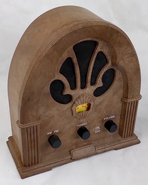 Novelty Radios - Smith Sound Studios