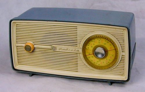 Australian Vintage Radios collection | Smith Sound Studios