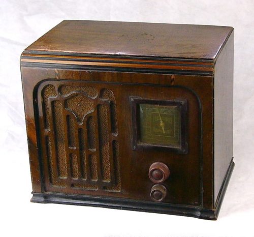 Australian Vintage Radios collection | Smith Sound Studios